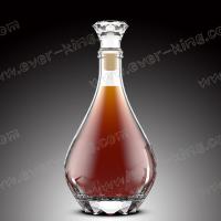 China Heat Resistant Clear 750ML Rum Glass Bottle With Diamond Cap for sale