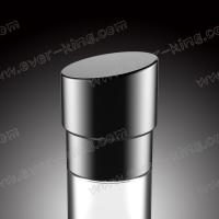 China OEM 1500G Luxury Decaling Whiskey Glass Bottle for sale