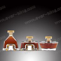China OEM 750ml Brandy Glass Bottle With Plastic Screw Top for sale