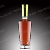 China SGS Screw Sealing 750ML Flint Glass Empty Whiskey Bottles for sale