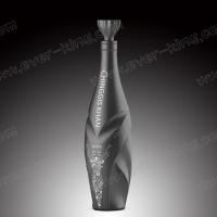 China Custom 700ml Matte Black Vodka Glass Bottle For Liquor Spirits Wine for sale
