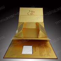 China Customized Recycle Magnetic Folding Spirits Glass Packaging Box With Logo for sale