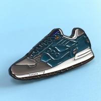 China Soft Hard Enamel Metal Lapel Pins Fashion Shoes Tag Badge For Clothes for sale