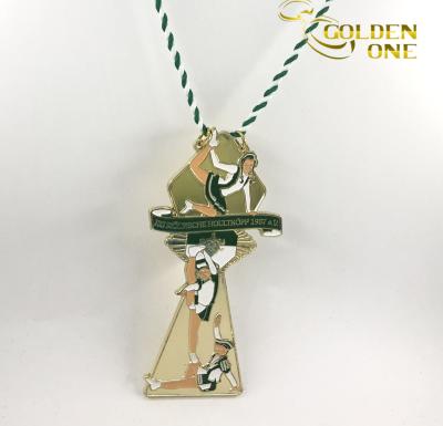 China Hot Sale Paul  Carnival Medallions Fill In Color Ocean Medallion Carnival Shiny Gold Hunt Individuelle Karnevalsorden Medal for sale