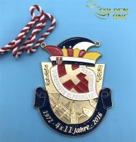 China Metal Halloween Award Medals , Brass Plated Personalized Award Medals Bird Carnival for sale