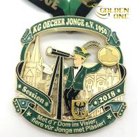 China Carnival Personalized Race Medals Zinc Alloy Karnevalsorden Spinner With Lanyard for sale
