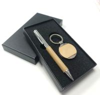 China Metal Zinc Alloy Keychain Pen Business Gift Set Wood Pen Wooden Keychains Laser Logo Luxury Corporate for sale