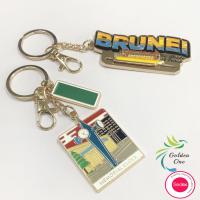 China Customized Las Vegas Souvenir Cut Out Zinc Alloy Spinning Key Chain With Diamond for sale