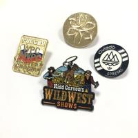 China Custom Glitter Fashion Design Cartoon Moving Hard Enamel Pin with Spinning Slide for sale