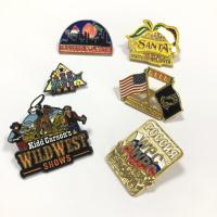 China Customized Metal Die Cast Bat Souvenir Epoxy Soft Enamel Pin Badge for Men in Europe for sale