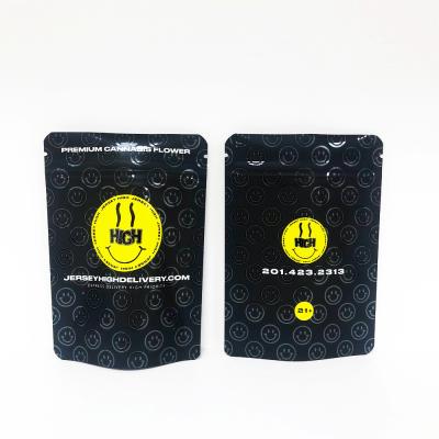 China Custom Smell Proof Weed Packaging Bag With UV Printing Laminated Materials for sale