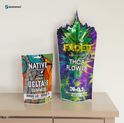 China Printed Flexible Laminate Mylar Bag Reusable Zipper Top For Weed Packaging for sale