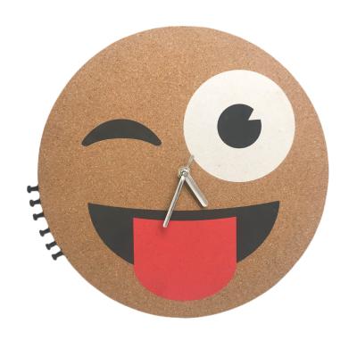 China 12 Inch Round Cork Wall Clock Battery Operated Decorative Corkboard with Silent Quartz Movement for sale