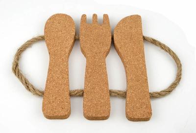 China Natural Cork Cutlery Trivet with Rope Handles 20x15x2.5cm Heat Insulated Placemat for sale