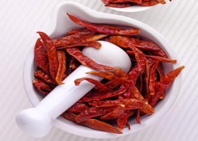 China Non Irradiated Mild Dried Red Chilli Peppers 4-7 Cm Steamed Moisture Less Than 11% for sale