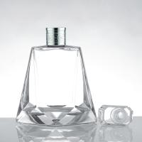 China 375ml 500ml 700ml 750ml Glass Whisky Bottle for Customized Luxury Cosmetic Packing for sale