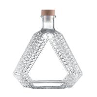 China Collar Material Glass 100ml Triangle Shape Vodka Bottle for Screen Printing for sale