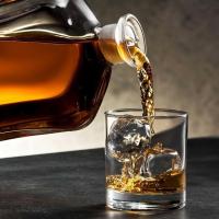 China Collar Material Glass Square Bottle for Beverage Vodka Whisky Rum Tequila 23.75 oz for sale