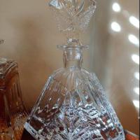 China Glass Whisky Bottle Base Material glass 750 ml Hermetic Glass Wine Bottle With Glass Lid for sale