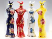 China Glass Products 500ml Female Vodka Glass Whisky Red Wine Bottle for Cosmetics Industry for sale