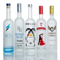 China 700ml 750ml Classic Vodka Bottle with Frost and Cork Screen Printing in Round Shape for sale