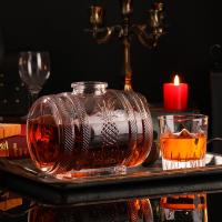 China 1000ml Borosilicate Glass Hand Mouth Blown Glass Barrel for Vodka Featuring Spray Cap for sale