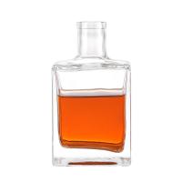 China Glass Square Shape 750ml Whiskey Bottle with Decal Surface Handling for sale