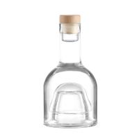 China 250ml Glass Bottle With Screw Stopper For Gin Vodka Whisky Made for Cosmestic and Wine for sale