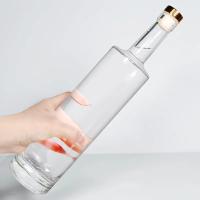 China Sleek Appearance 750ml Custom Glass Bottle for Liquor Gin Brandy Rum Vodka and Spirit for sale