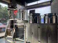 China SUS304 SUS316 Vacuum Mixer Homogenizer , Leakproof Cosmetic Manufacturing Machines for sale
