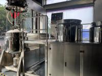 China Food Antirust Vacuum Emulsifying Mixer Machine Multifunctional Durable for sale