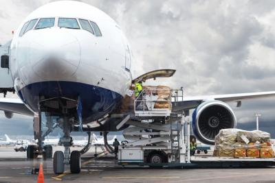 China Big Volume Cargo Air Freight Forwarder International From China To Europe for sale