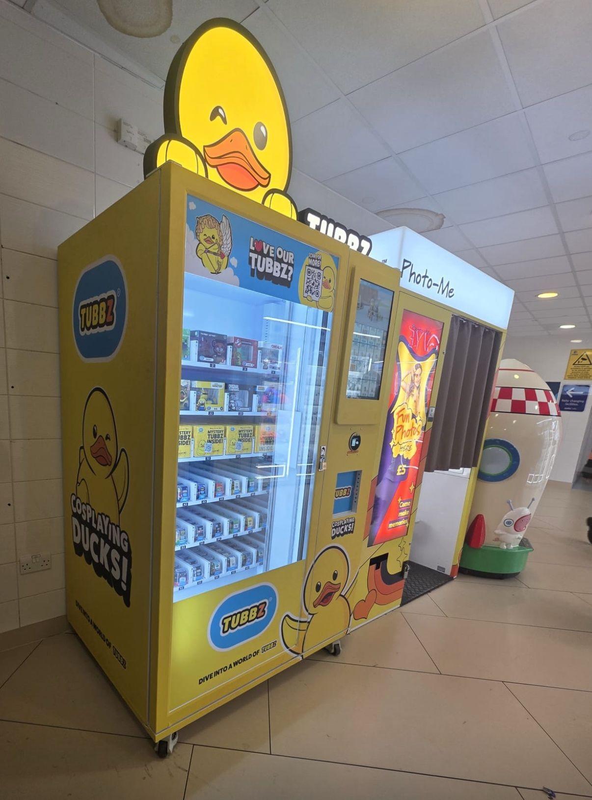 A UK customer placed a toy vending machine in a shopping mall to boost his profit.
