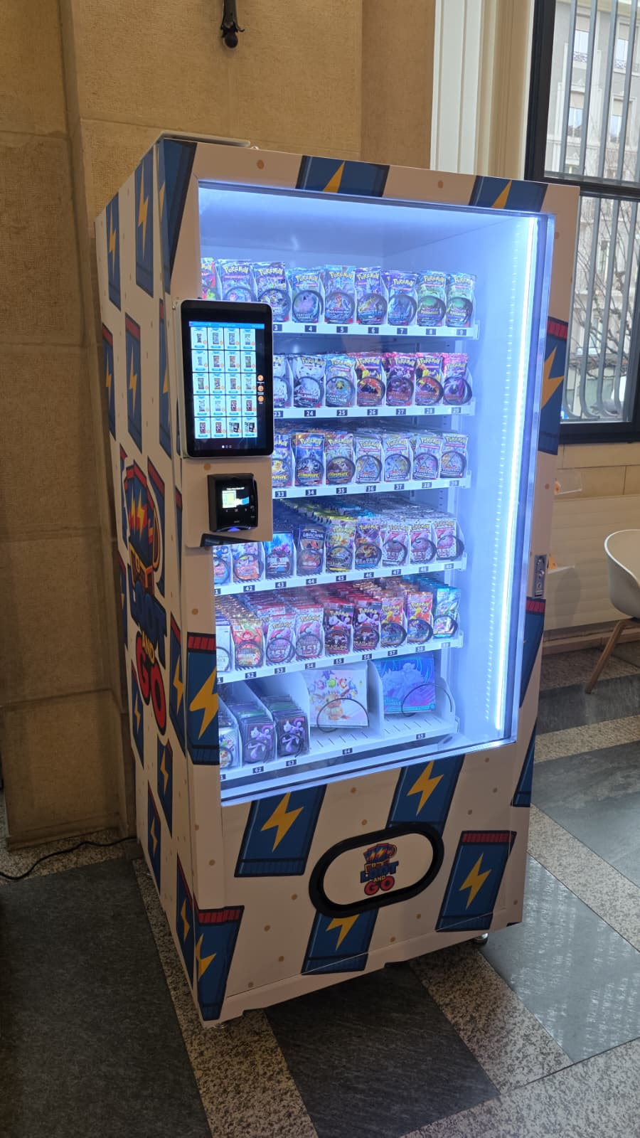 A Swiss client placed a compact vending machine in the train station.