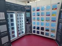 China 21.5 Inch Touchscreen Locker Vending Machine With Custom Graphics And Cooling System Range -22-20C for sale