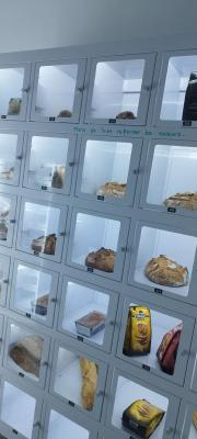China Combo Bread Vending Machine Hospitals And Health Clinics Minimal Staffing Required for sale