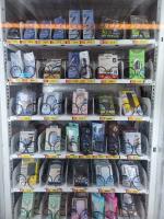 China Upgrade Electronics Vending Experience with Smart Vending Machine Power Bank Support for sale