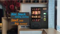China Chocalate Bar Small Candy Snack Food Vending Machine 90 Capacity for sale