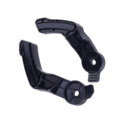 China Altima Plastic Automotive Metal Parts Car Front Bumper Retainer Bracket For Nissan for sale