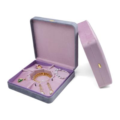 China Luxury Velvet Solid Printed Classic Necklace Gold Buckle Rectangle Travel Set Jewelry Box Valentine's Day Customized Plastic for sale