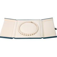 China Best Selling Square Pearl Chain Luxury Velvet Jewelry Box for Wedding Pendant Earring Bracelet Ring Necklace Gift Packaging for sale