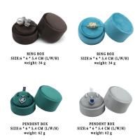 China Custom Popular Velvet Luxury Other Closure Semi-Circle Shape Pattern Printed Design Green Velvet Lining Valentine's Day Box for sale
