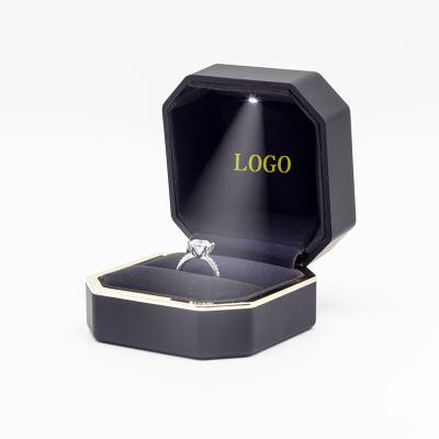 China Factory Wholesale Luxury Earrings, Ring Boxes, Jade Pendants, Black LED Lighting, Customized Jewelry Boxes for sale