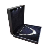 China High-End LED Light Jewelry Packaging Box Large Chain Necklace Box with Custom Logo Factory Wholesaled Square Pattern for sale