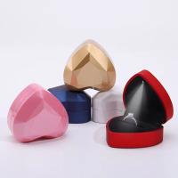 China Crown Luxury Customized Heart Shaped LED Light Jewelry Box with Velvet Lining for Valentine's Day-OEM Available for sale