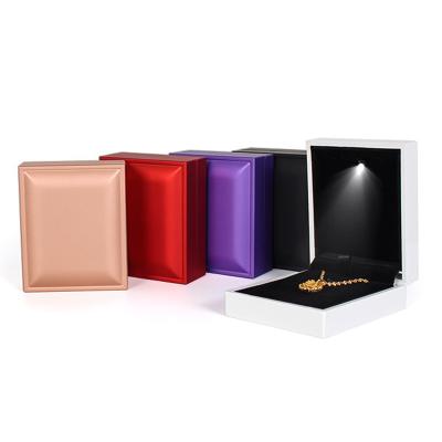 China Premium Emerald & Jewelry Packaging Factory Wholesale Luxury Square Plastic Box with LED Light & Custom Logo for sale