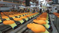 China Adjustable Gloves Dipping Line Customized Nitrile Glove Manufacturing Equipment for sale