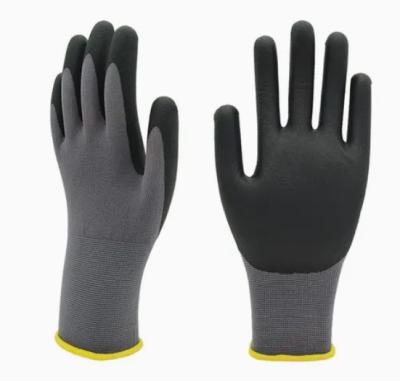 China Emergency Stop Nitrile Glove Dipping Machine 1000 Pairs/H Medical Gloves Production Line for sale