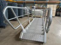 China Aluminium Inclined Marine Ladder Anti Slip 500mm-600mm Step Width 800mm-3000mm Length for sale