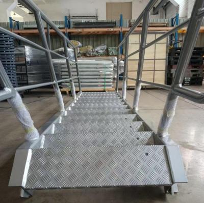China Aluminium Inclined Marine Ladder Anti Slip 500mm-600mm Step Width 800mm-3000mm Length for sale